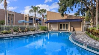 USF Off Campus Housing | University of South Florida - ApartmentsForBulls